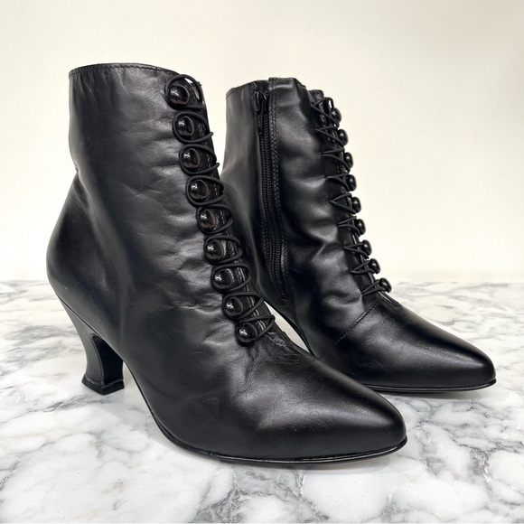 Vintage | Shoes | Mainframe Vintage Witchy Black Leather Button Up ...